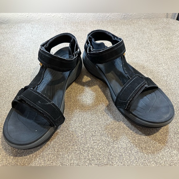 Teva | Shoes | Teva Mens Strata Universal Hiking Sandals Black Vibram ...